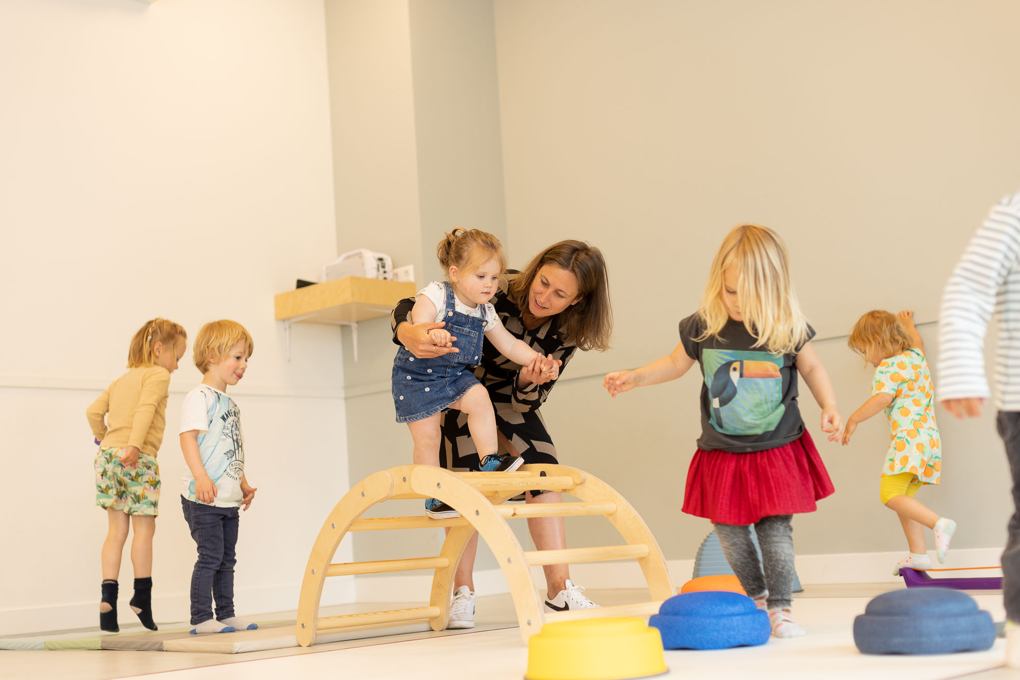 Het begint pas echt bij beweging - Kinderopvang SKDD